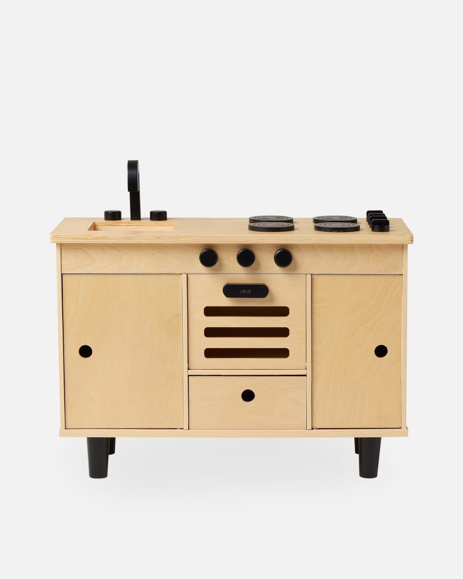 The Play Kitchen – Lalo