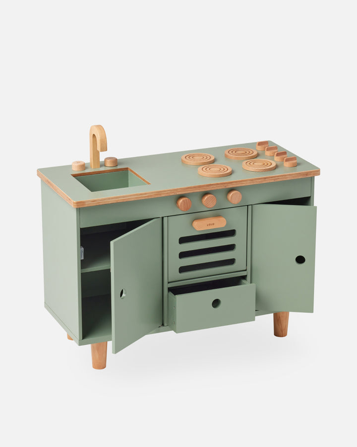 The Play Kitchen – Lalo